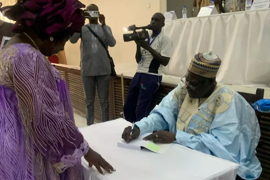 Jeunesse du Cameroun : les réussites des politiques du président Paul ...